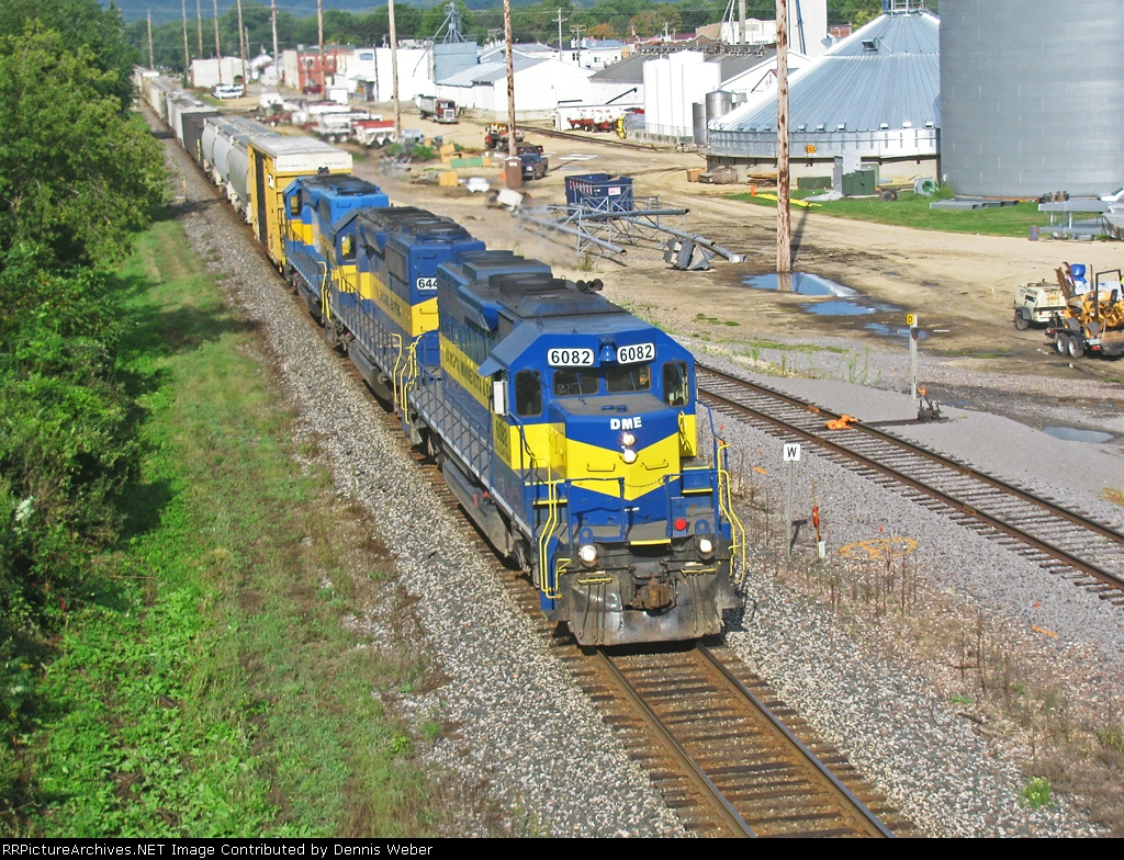 DM&E 6082, CP's Tomah Sub.